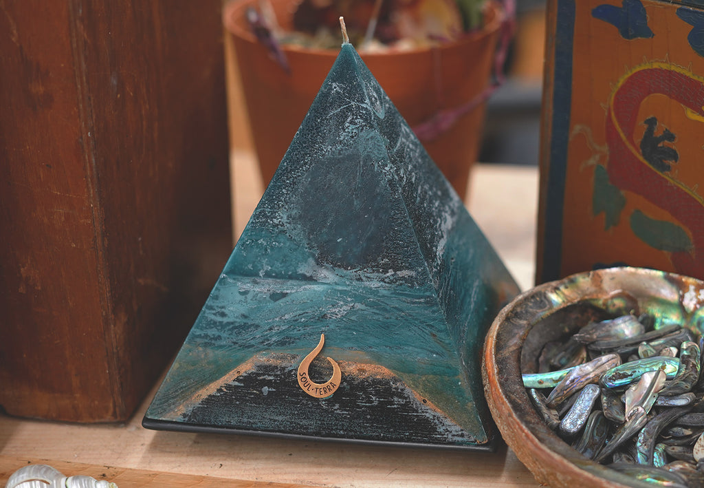 Hemingway – Crystal Candles by Soul-Terra