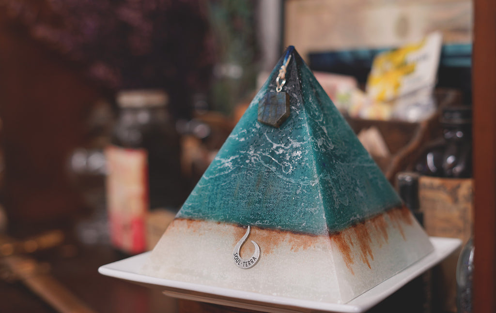 The Mako – Crystal Candles by Soul-Terra